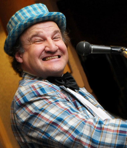 Five Decades With Uncle Floyd – Boozy Lifestyle©